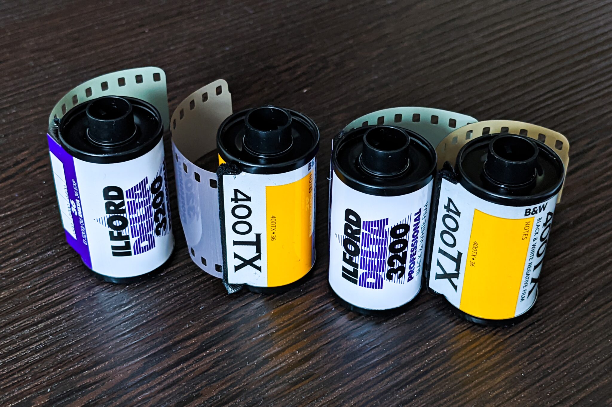 3 Easy Ways to Remove 35mm Film From a Canister (One Without A Bottle ...